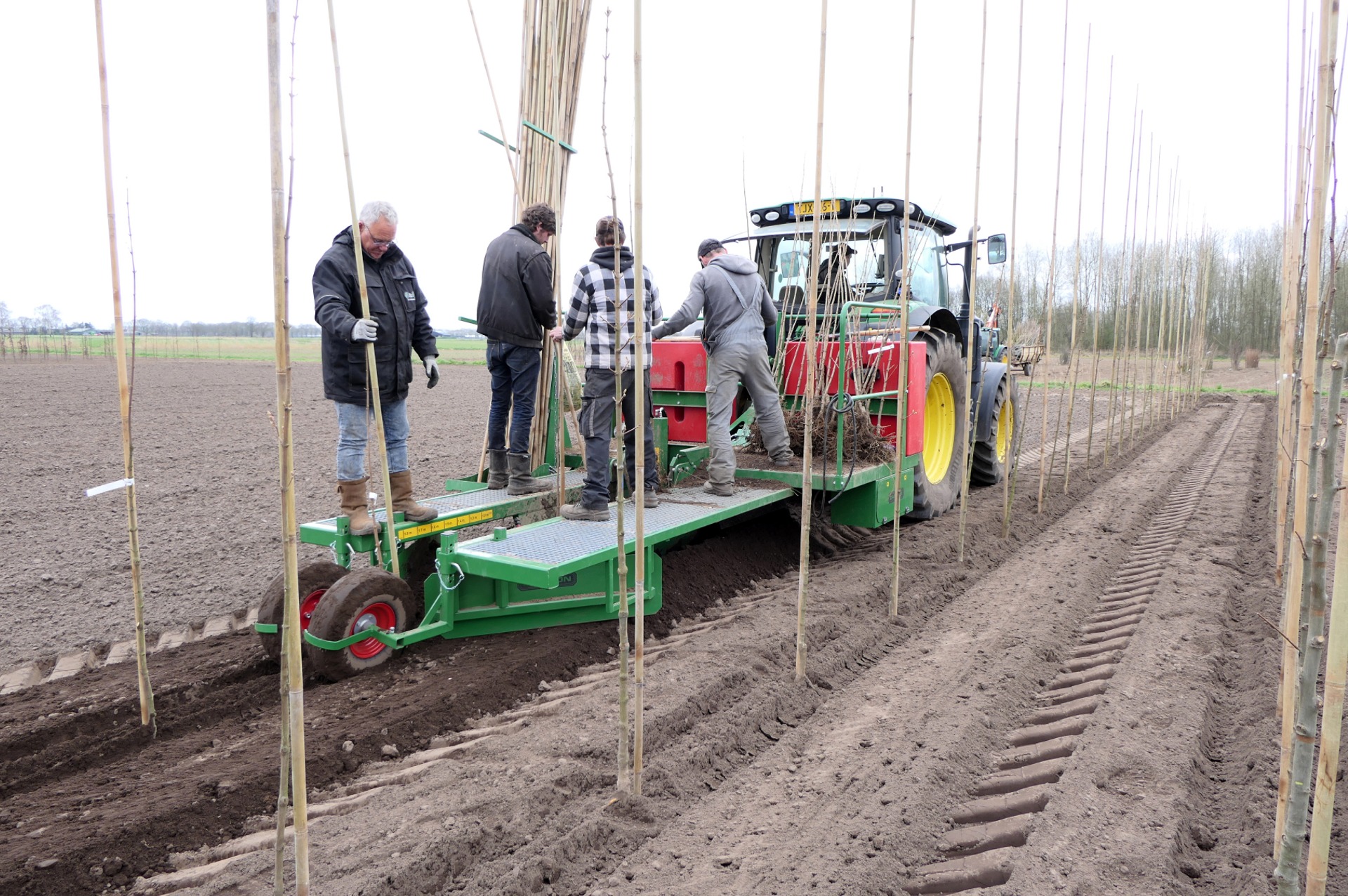 A Damcon tree planting machine that can multitask! - Damcon tree ...